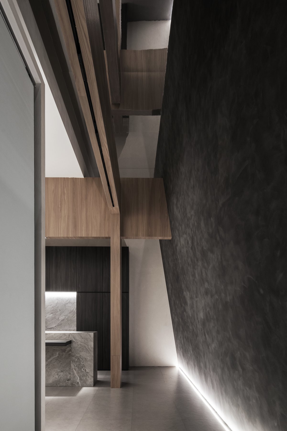 YinjiSpace - MAX Design x Italy ARCO Art Paint Gallery